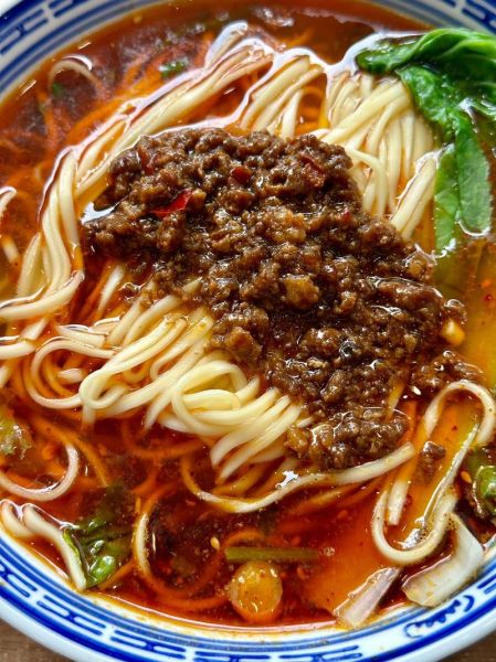 重庆小面红汤怎么调_正宗秘方比例-第1张图片-山城妙识