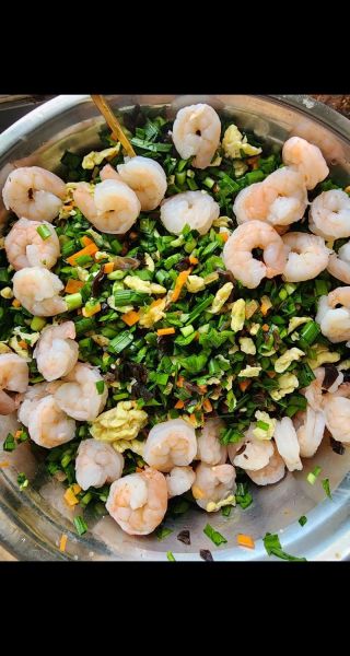 芹菜虾仁水饺怎么调馅_芹菜虾仁水饺馅怎么调好吃-第3张图片-山城妙识