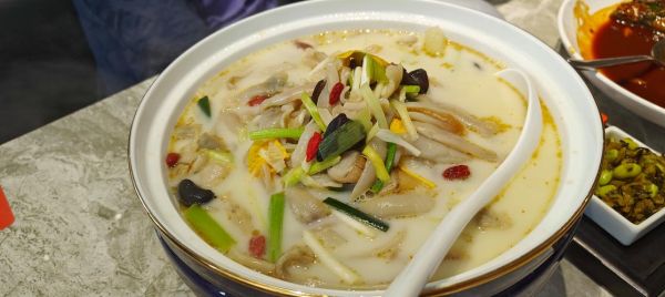 蛏子汤怎么做好喝_蛏子汤的做法窍门-第2张图片-山城妙识