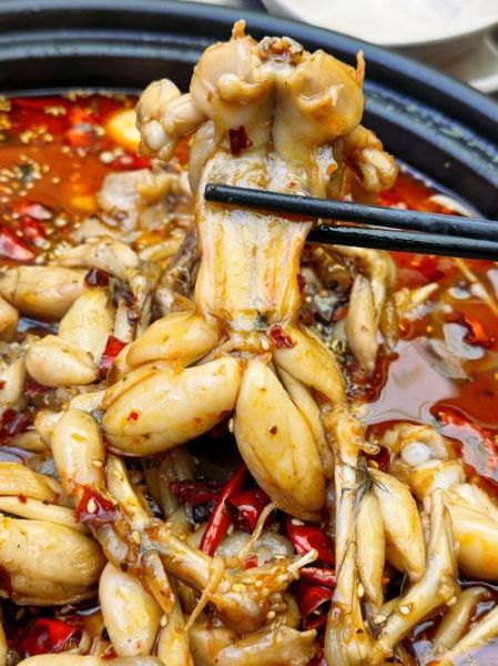 麻辣牛蛙火锅怎么做_哪里能吃到正宗-第2张图片-山城妙识 麻辣牛蛙火锅怎么做_哪里能吃到正宗-第2张图片-山城妙识
