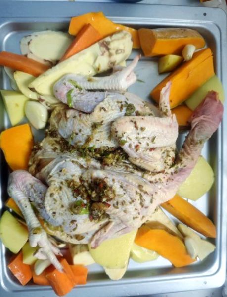 烤箱烤鸡温度和时间_烤箱烤鸡怎么烤才好吃-第3张图片-山城妙识