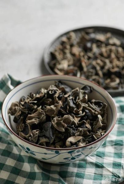 干木耳要泡多久_冷水还是热水-第2张图片-山城妙识 干木耳要泡多久_冷水还是热水-第2张图片-山城妙识
