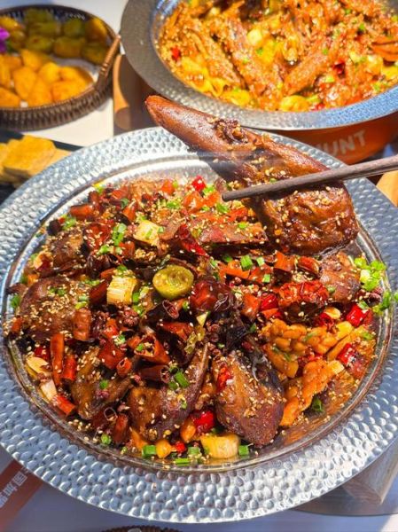 干锅鸭怎么做才好吃_干锅鸭的家常做法步骤-第1张图片-山城妙识 干锅鸭怎么做才好吃_干锅鸭的家常做法步骤-第1张图片-山城妙识