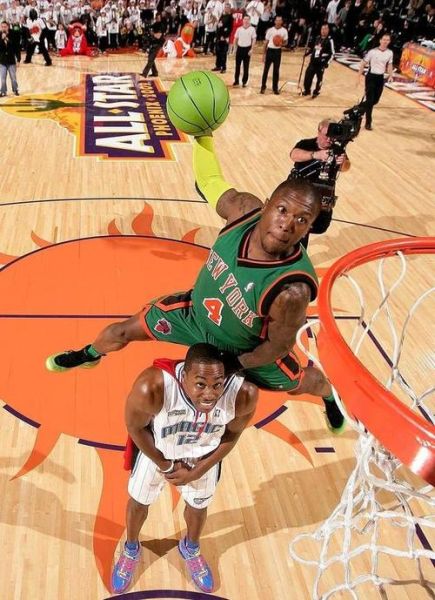 小土豆罗宾逊是谁_小土豆罗宾逊为什么这么火-第1张图片-山城妙识 小土豆罗宾逊是谁_小土豆罗宾逊为什么这么火-第1张图片-山城妙识