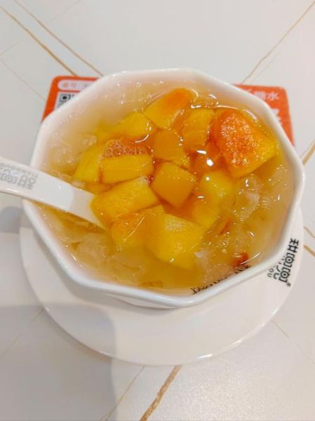 木瓜银耳糖水的功效与禁忌_孕妇可以喝吗-第1张图片-山城妙识 木瓜银耳糖水的功效与禁忌_孕妇可以喝吗-第1张图片-山城妙识