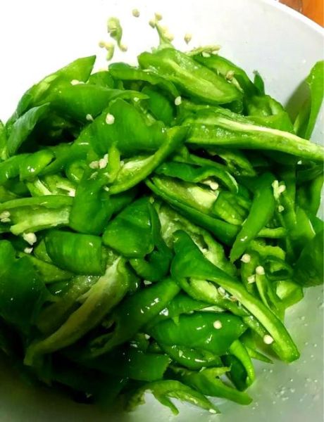 青辣椒怎么腌制好吃_家常青辣椒腌制方法-第2张图片-山城妙识 青辣椒怎么腌制好吃_家常青辣椒腌制方法-第2张图片-山城妙识