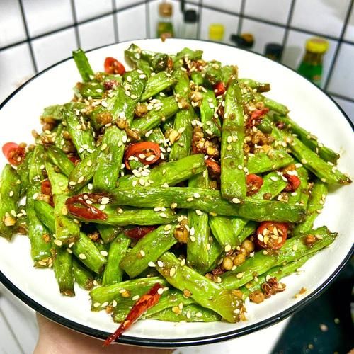 干煸豆角怎么做好吃又简单_干煸豆角不糊的窍门-第3张图片-山城妙识