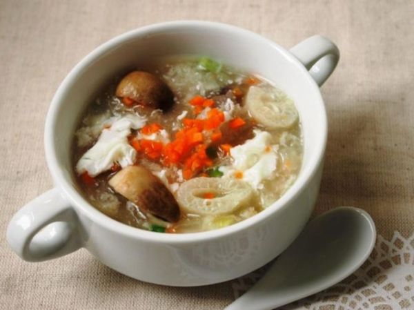 草菇汤怎么煮好喝_草菇汤的做法步骤-第2张图片-山城妙识