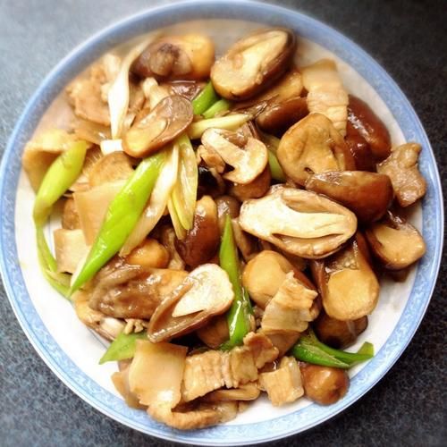 草菇怎么炒好吃_草菇炒肉的做法步骤-第3张图片-山城妙识 草菇怎么炒好吃_草菇炒肉的做法步骤-第3张图片-山城妙识