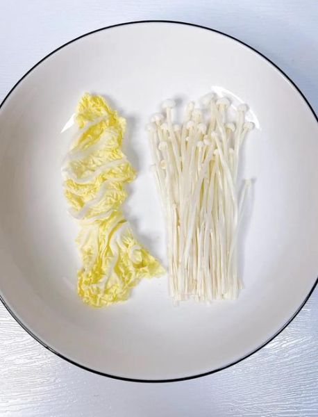 金针菜汤怎么煲_金针菜汤的做法步骤-第1张图片-山城妙识 金针菜汤怎么煲_金针菜汤的做法步骤-第1张图片-山城妙识