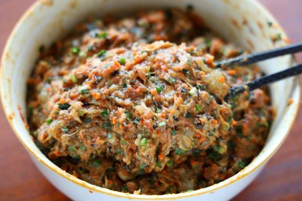 虾仁馅儿饺子用什么虾_虾仁馅儿饺子怎么调馅-第3张图片-山城妙识 虾仁馅儿饺子用什么虾_虾仁馅儿饺子怎么调馅-第3张图片-山城妙识