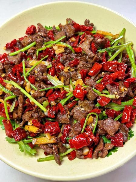 牛肉怎么炒才嫩_牛肉炒多久口感最好-第1张图片-山城妙识