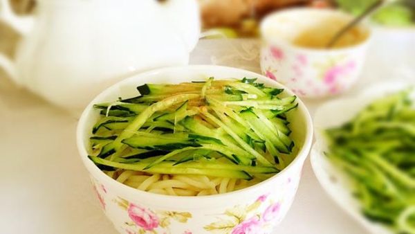 麻酱面怎么做好吃_麻酱面酱汁比例-第3张图片-山城妙识