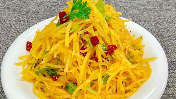 炝拌土豆丝怎么做好吃_土豆丝焯水几分钟-第2张图片-山城妙识 炝拌土豆丝怎么做好吃_土豆丝焯水几分钟-第2张图片-山城妙识