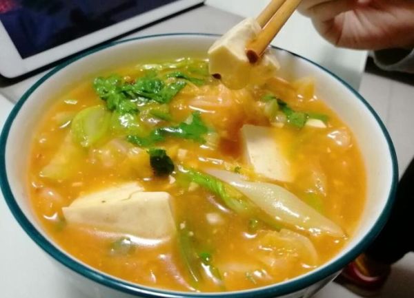 辣白菜豆腐汤怎么做_家常做法步骤详解-第2张图片-山城妙识 辣白菜豆腐汤怎么做_家常做法步骤详解-第2张图片-山城妙识