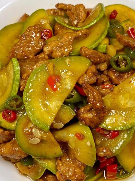 西葫芦炒肉怎么做好吃_西葫芦炒肉不软烂窍门-第1张图片-山城妙识 西葫芦炒肉怎么做好吃_西葫芦炒肉不软烂窍门-第1张图片-山城妙识