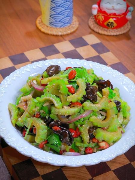 苦瓜怎么吃才不苦_苦瓜凉拌还是清炒好-第3张图片-山城妙识 苦瓜怎么吃才不苦_苦瓜凉拌还是清炒好-第3张图片-山城妙识