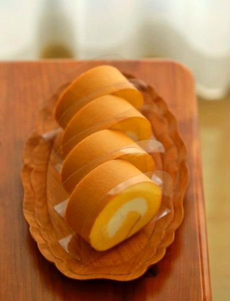 戚风蛋糕卷开裂的原因_如何避免蛋糕卷开裂-第3张图片-山城妙识 戚风蛋糕卷开裂的原因_如何避免蛋糕卷开裂-第3张图片-山城妙识