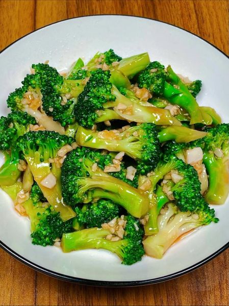 蒜蓉菜花怎么做_蒜蓉菜花用焯水吗-第2张图片-山城妙识 蒜蓉菜花怎么做_蒜蓉菜花用焯水吗-第2张图片-山城妙识