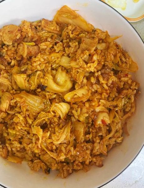 正宗辣白菜炒饭怎么做_辣白菜炒饭的窍门-第1张图片-山城妙识 正宗辣白菜炒饭怎么做_辣白菜炒饭的窍门-第1张图片-山城妙识