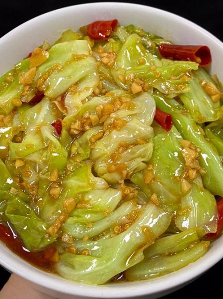 包菜怎么炒好吃_包菜做法大全视频-第1张图片-山城妙识