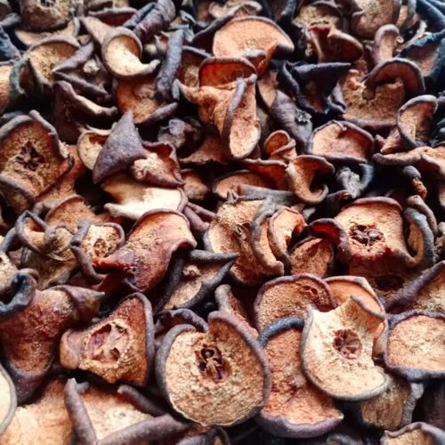 酸梨干泡水有什么功效_酸梨干泡水的作用与禁忌-第2张图片-山城妙识