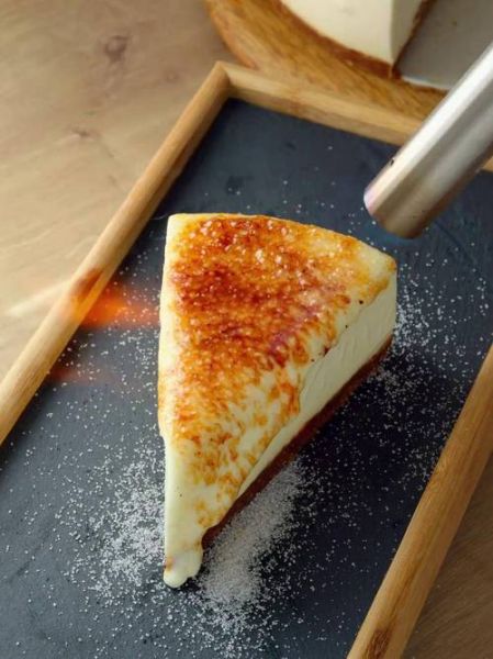 芝士熔岩蛋糕怎么做_芝士熔岩蛋糕用什么芝士-第2张图片-山城妙识