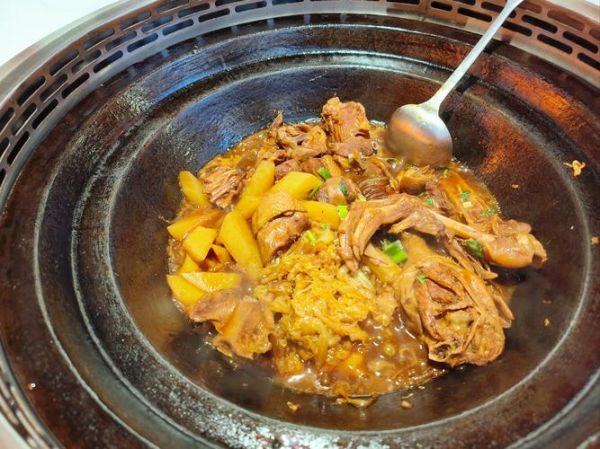 鹅肉炖什么菜最好吃_鹅肉炖什么菜最香-第1张图片-山城妙识