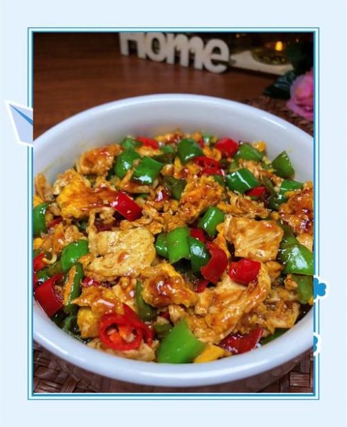 菜椒炒鸡蛋怎么做_菜椒炒鸡蛋的家常做法-第2张图片-山城妙识