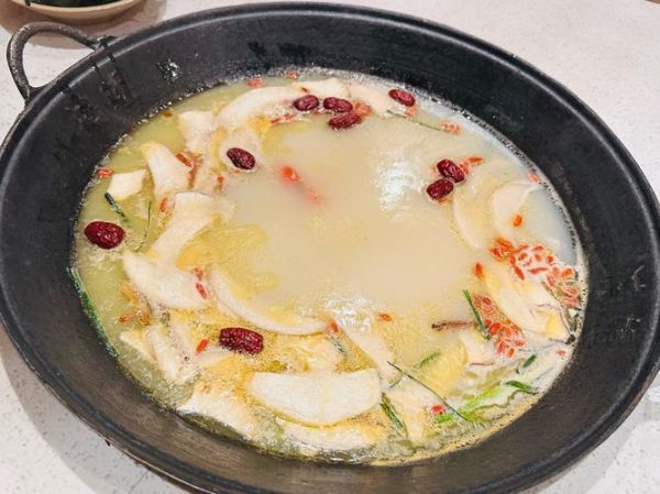 清汤火锅适合煮什么菜_清汤火锅菜品推荐-第3张图片-山城妙识 清汤火锅适合煮什么菜_清汤火锅菜品推荐-第3张图片-山城妙识