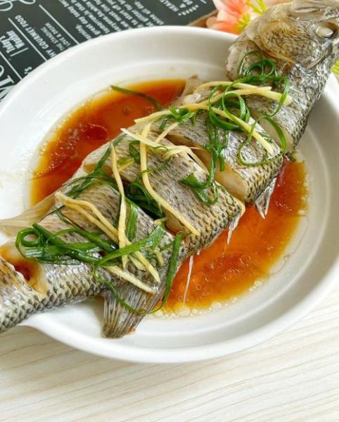 清蒸鱼怎么做才嫩_清蒸鱼简单又好吃的做法-第2张图片-山城妙识