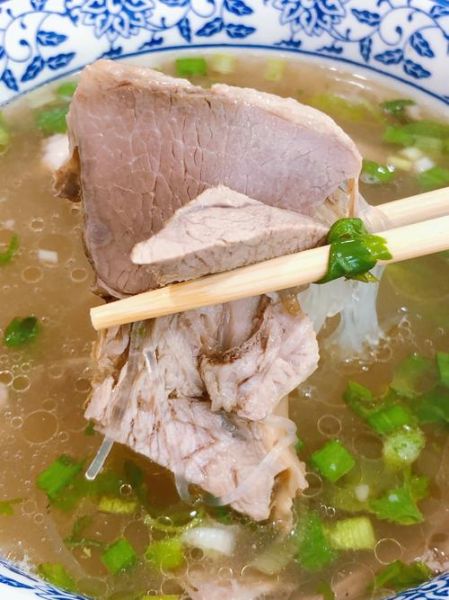 清汤羊肉怎么做好吃_清汤羊肉的做法和步骤-第1张图片-山城妙识