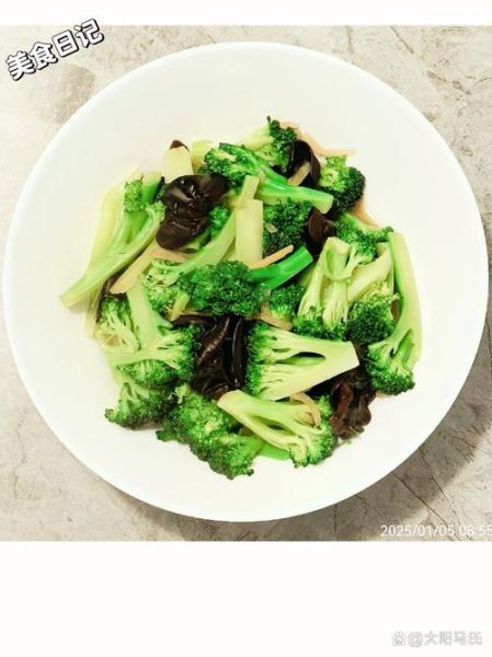 素炒西兰花怎么做_西兰花焯水几分钟-第1张图片-山城妙识 素炒西兰花怎么做_西兰花焯水几分钟-第1张图片-山城妙识