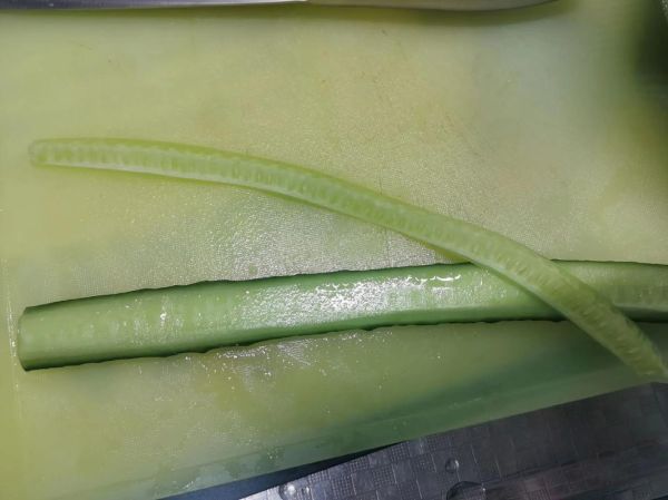 麻辣黄瓜条怎么做_家常麻辣黄瓜条做法-第3张图片-山城妙识 麻辣黄瓜条怎么做_家常麻辣黄瓜条做法-第3张图片-山城妙识