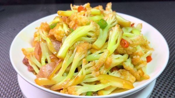 清炒有机菜花怎么炒好吃_有机菜花炒多久才脆-第2张图片-山城妙识 清炒有机菜花怎么炒好吃_有机菜花炒多久才脆-第2张图片-山城妙识
