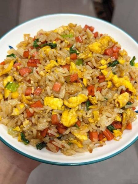 炒饭图片大全真实图片_怎么炒出颗粒分明-第1张图片-山城妙识 炒饭图片大全真实图片_怎么炒出颗粒分明-第1张图片-山城妙识