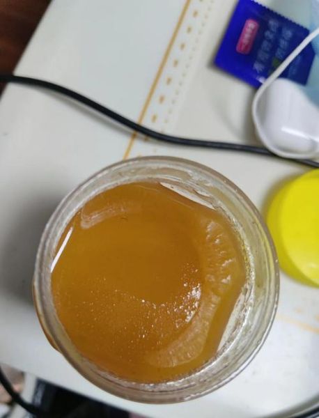 蜂蜜变质是什么样子_如何判断蜂蜜是否坏掉-第2张图片-山城妙识