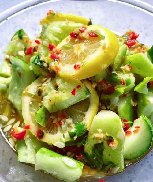 柠檬怎么吃最好吃_柠檬怎么吃不酸-第2张图片-山城妙识 柠檬怎么吃最好吃_柠檬怎么吃不酸-第2张图片-山城妙识