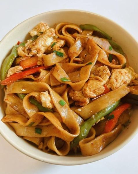 洋葱鸡蛋炒面怎么做_洋葱鸡蛋炒面热量高吗-第3张图片-山城妙识 洋葱鸡蛋炒面怎么做_洋葱鸡蛋炒面热量高吗-第3张图片-山城妙识