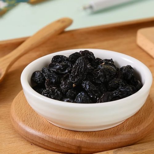 黑加仑葡萄干泡水喝的功效_怎么泡才正确-第1张图片-山城妙识 黑加仑葡萄干泡水喝的功效_怎么泡才正确-第1张图片-山城妙识