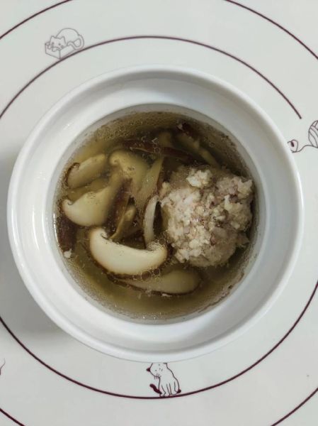 香菇汤怎么做好吃_香菇汤简单做法-第1张图片-山城妙识 香菇汤怎么做好吃_香菇汤简单做法-第1张图片-山城妙识