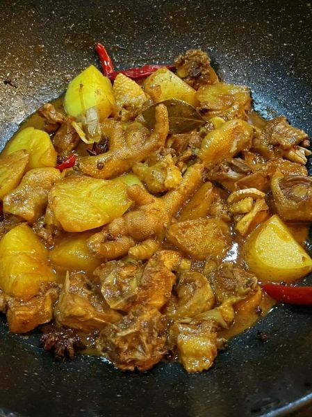 清炖鸡块炖土豆怎么做_清炖鸡块炖土豆需要焯水吗-第2张图片-山城妙识 清炖鸡块炖土豆怎么做_清炖鸡块炖土豆需要焯水吗-第2张图片-山城妙识