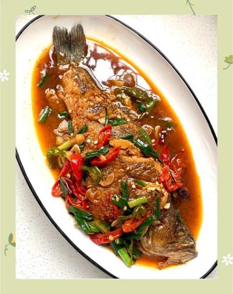 红烧海鲈鱼怎么做_红烧海鲈鱼用不用焯水-第1张图片-山城妙识 红烧海鲈鱼怎么做_红烧海鲈鱼用不用焯水-第1张图片-山城妙识