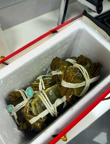 大闸蟹能放几天不死_如何保存活蟹更久-第1张图片-山城妙识 大闸蟹能放几天不死_如何保存活蟹更久-第1张图片-山城妙识