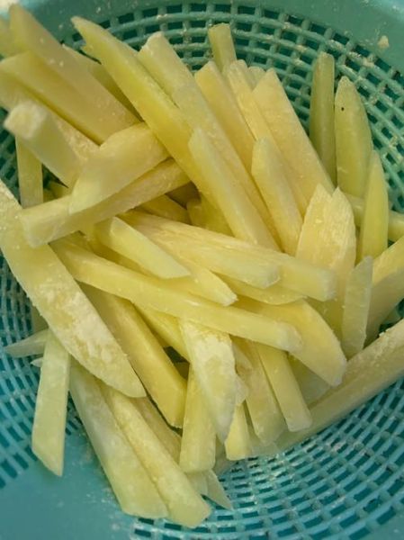 炸薯条可以用面粉吗_用面粉炸薯条好吃吗-第1张图片-山城妙识 炸薯条可以用面粉吗_用面粉炸薯条好吃吗-第1张图片-山城妙识