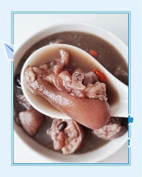 黑豆猪蹄汤的功效与作用_孕妇能吃吗-第2张图片-山城妙识 黑豆猪蹄汤的功效与作用_孕妇能吃吗-第2张图片-山城妙识