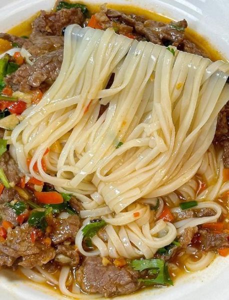 牛肉面汤料配方详解_如何熬制高汤不腥-第1张图片-山城妙识