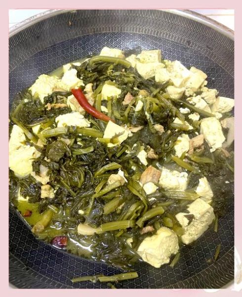 雪里红炖豆腐怎么做好吃_雪里红炖豆腐的家常做法-第1张图片-山城妙识 雪里红炖豆腐怎么做好吃_雪里红炖豆腐的家常做法-第1张图片-山城妙识
