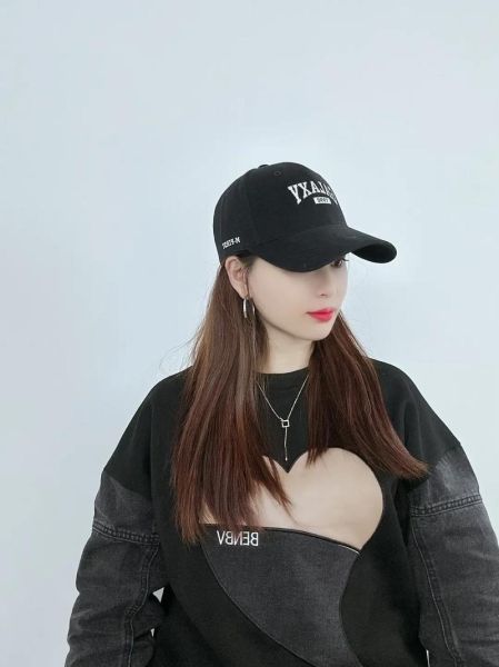 鸭舌帽女怎么搭配_鸭舌帽女适合什么脸型-第1张图片-山城妙识 鸭舌帽女怎么搭配_鸭舌帽女适合什么脸型-第1张图片-山城妙识