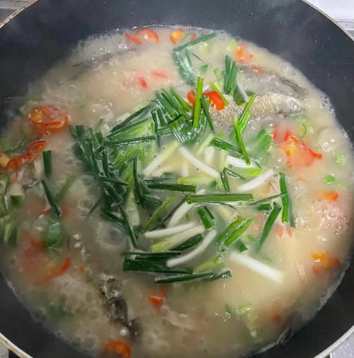 鲤鱼汤怎么熬出奶白色_奶白鲤鱼汤的做法-第1张图片-山城妙识 鲤鱼汤怎么熬出奶白色_奶白鲤鱼汤的做法-第1张图片-山城妙识